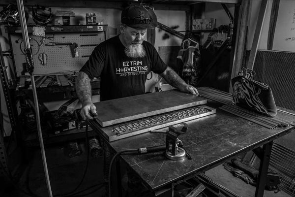 Best Cannabis Bud Trimmers, Buckers and Sorters, Designed By Growers